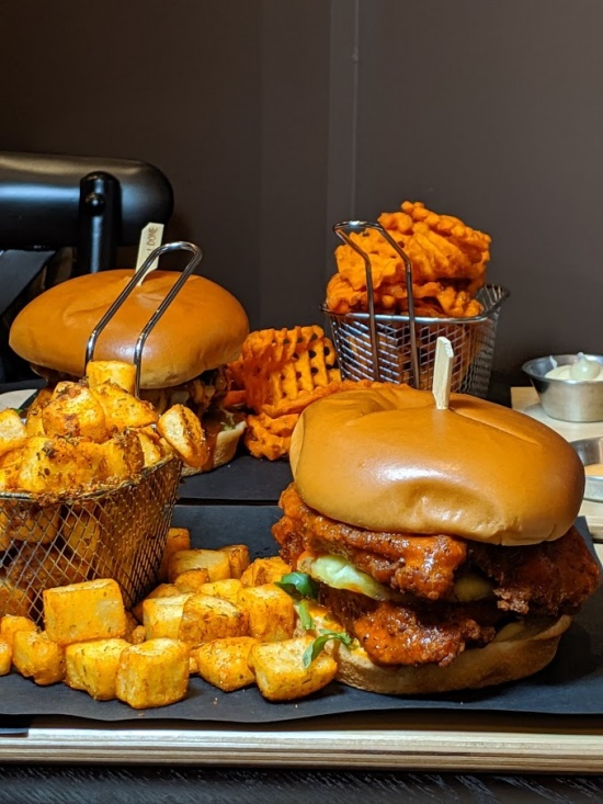 Toronto Foodie - DUNK Burgers & Chocolate Restaurants